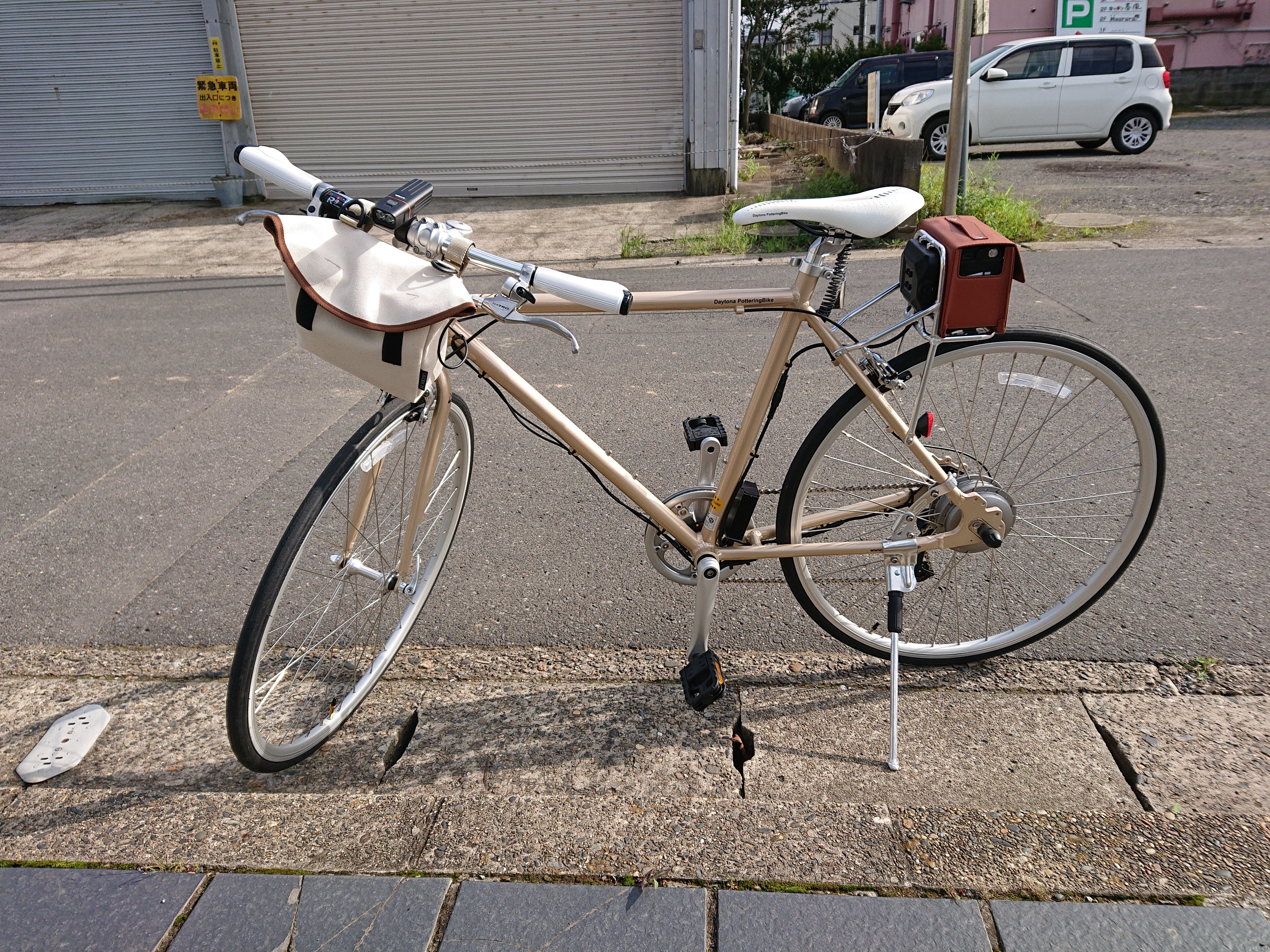 [DE02 Daytona Pottering Bike(デイトナ ポタリングバイク)]お洒落なスポーツ電動アシスト自転車 | 自転車通販「cyma -サイマ-」人気自転車が最大30%OFF！